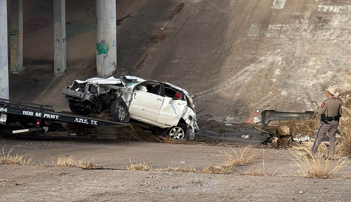 1-Vehicle crash takes life of area teen